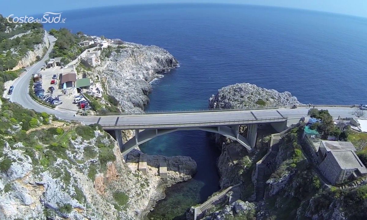 Questione Ciolo: barriere sul ponte e strada chiusa per impedire tuffi ...