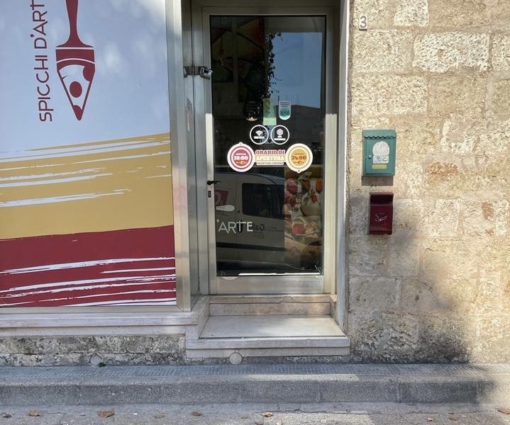 Furto con scasso in pizzeria a Tricase | Il Gallo