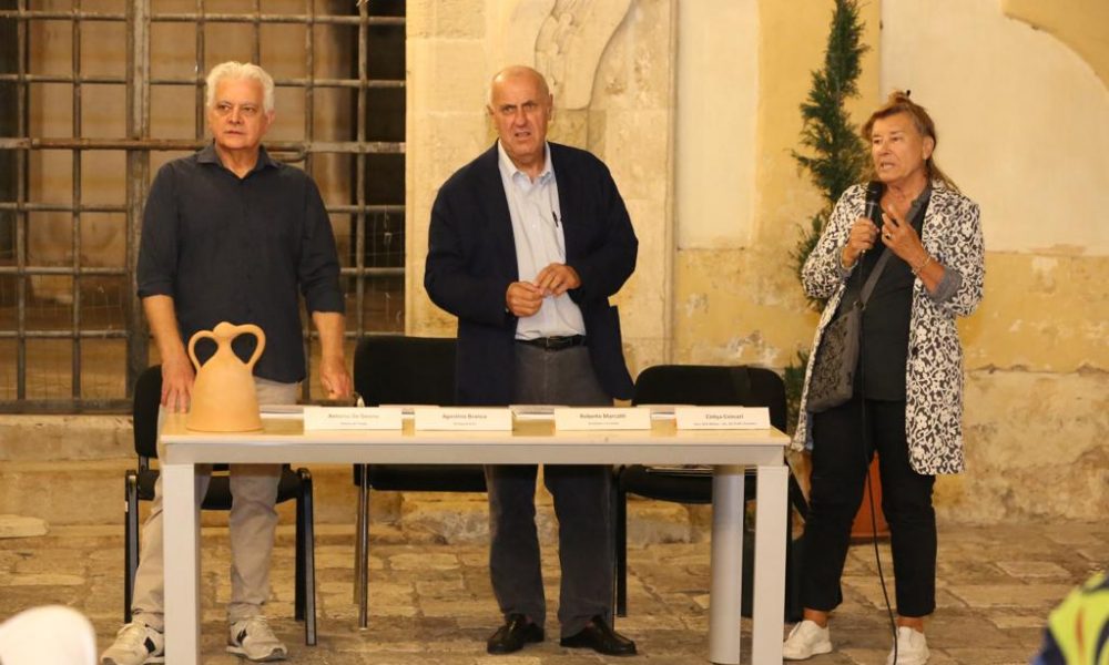 La parsimonia dell’acqua: lezioni di vita in un annaffiatoio | Il Gallo